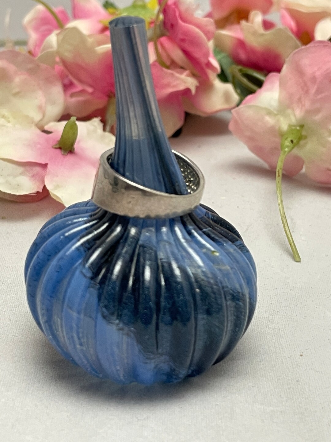 2 Tone Blue Ocean Twist Glass Ring Holder - Etsy