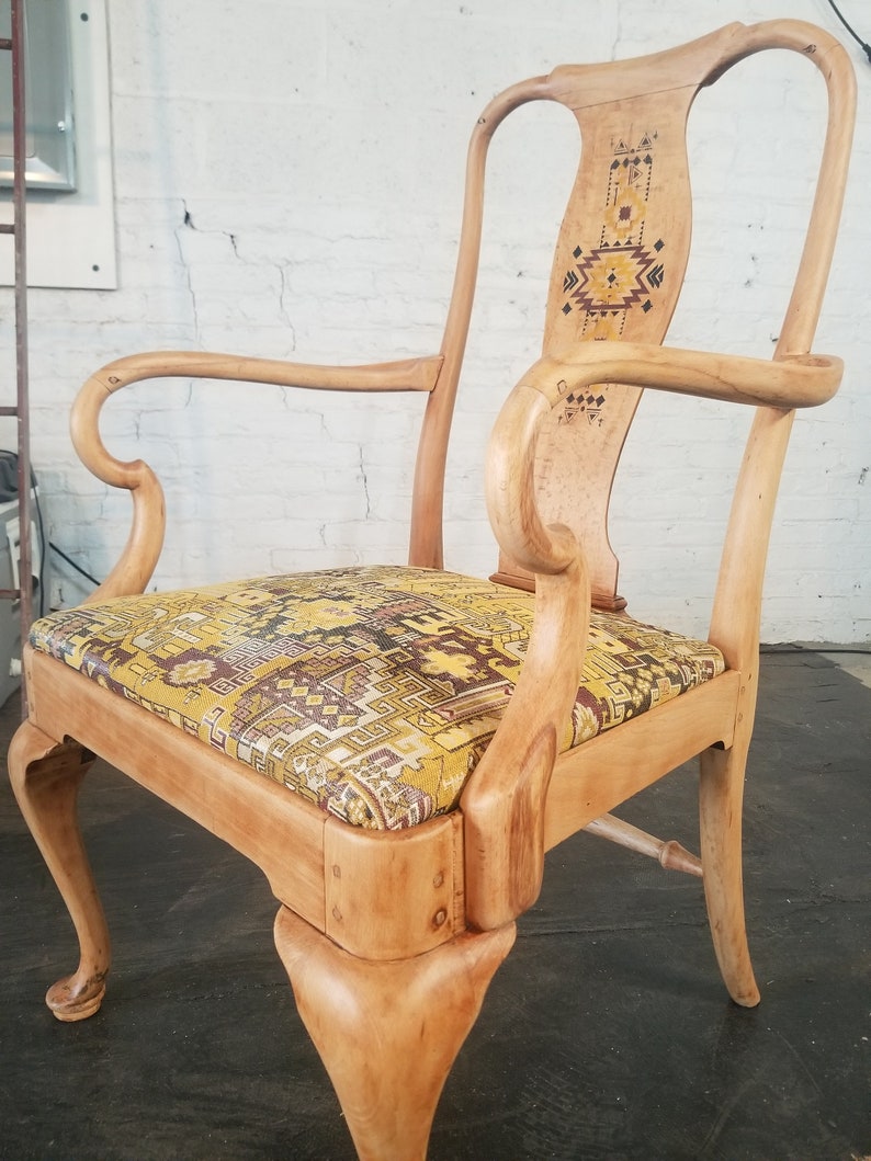 Antique Queen Anne Chair - Etsy