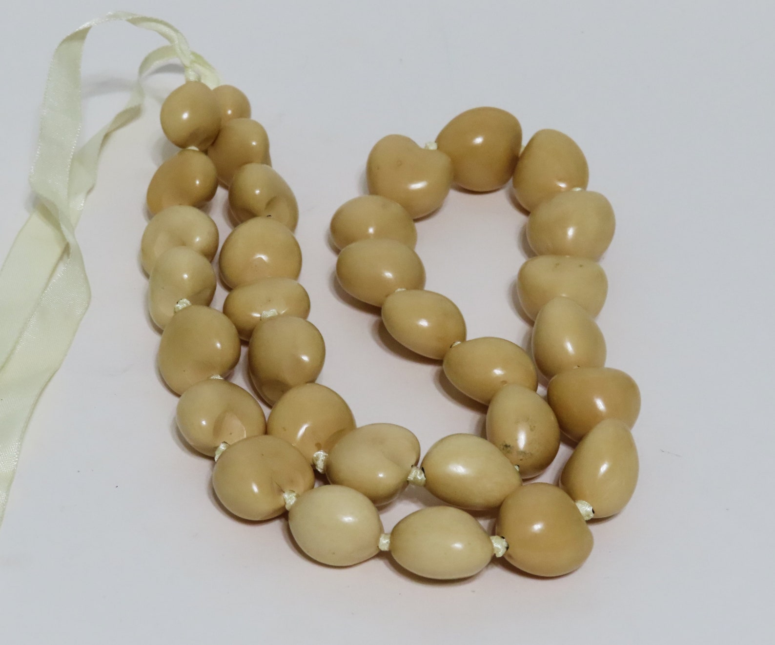 32 Natural Kukui Nut Beads: Hawaiian Focal Beads (23-27mm) - Etsy