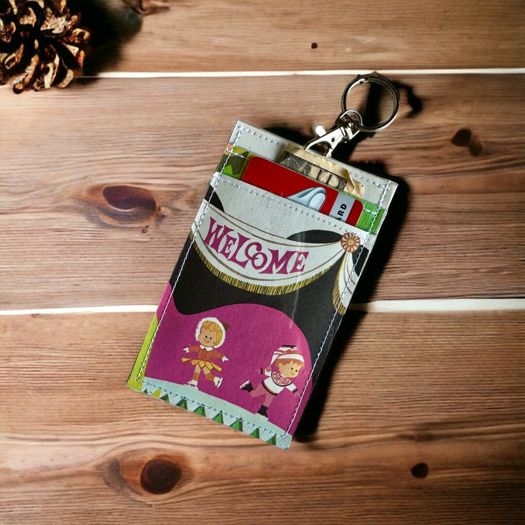 Vintage Small World Card Carrier W/detachable Clip - Etsy