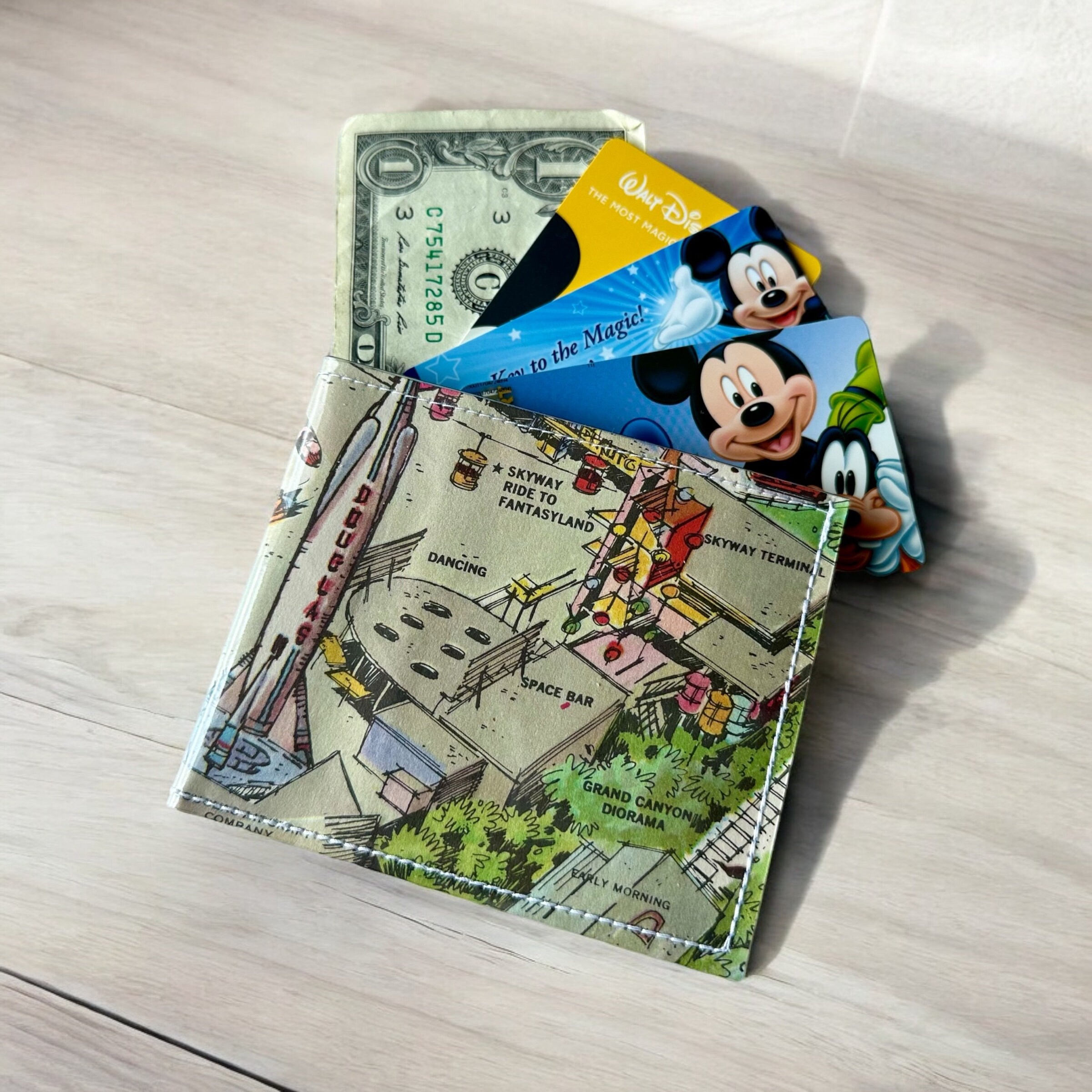 1964 Disneyland Map Wallet - Tomorrowland and Flying Saucers - Etsy