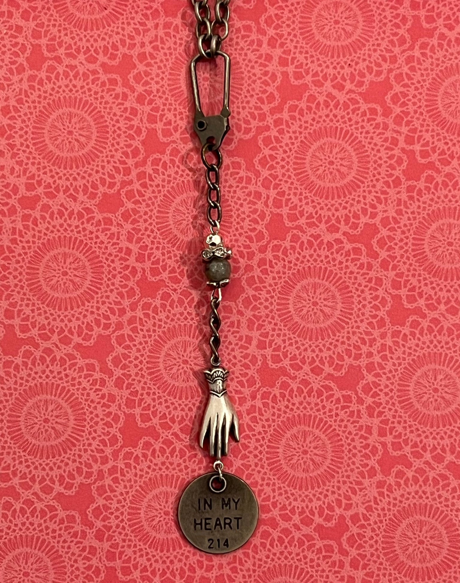 Vintage Valentine Lockets & Pendants - Etsy