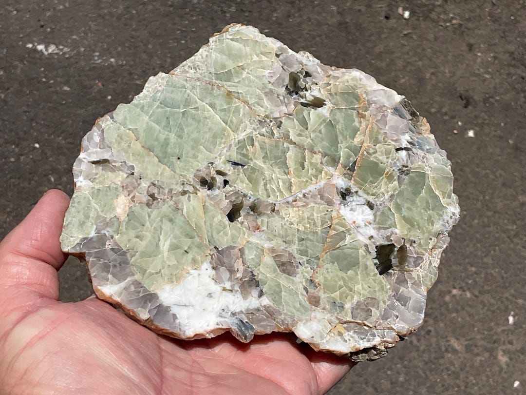 592g Yinnietharra Poloshed Beryl, Smokey Quartz and Mica Slab A - Etsy