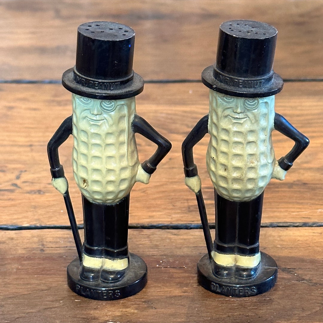 Planters Peanuts Mr Peanut Salt & Pepper Vintage Advertising 1960s - Etsy