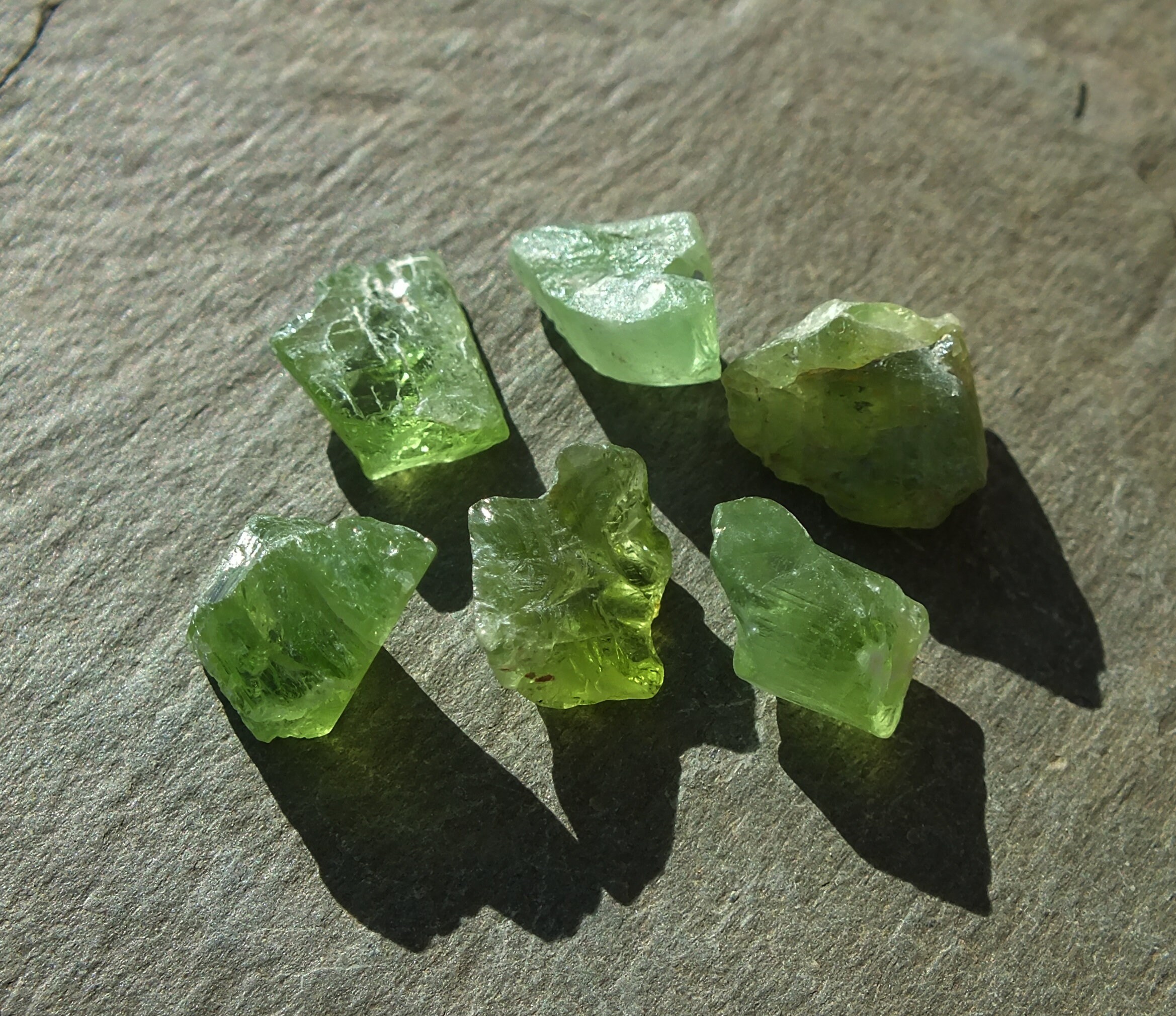 Peridot Crystals High Grade Untreated 6 Small Crystals | Etsy