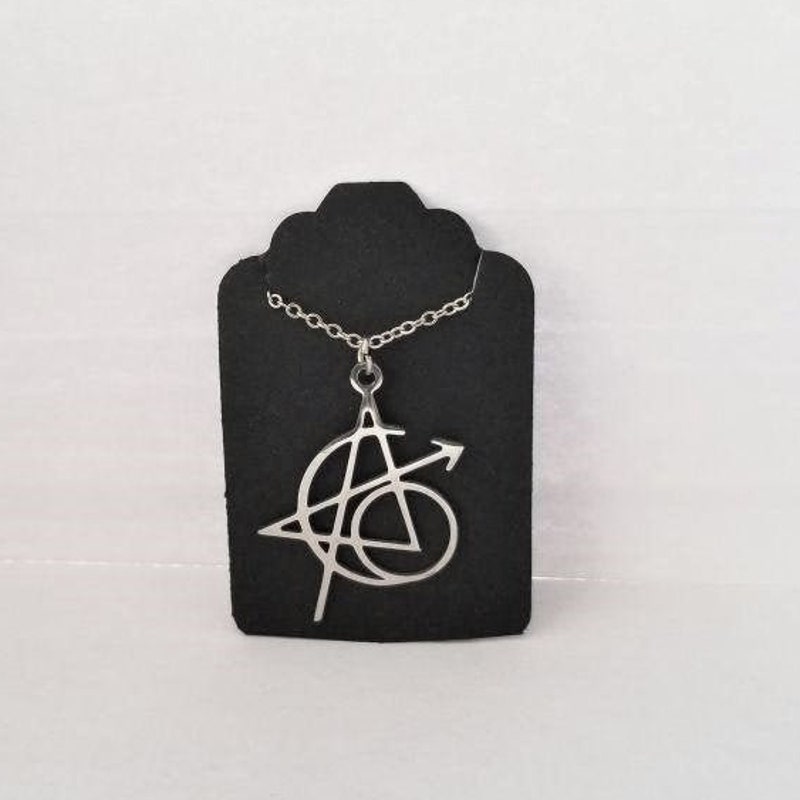 Superhero Necklace - Etsy