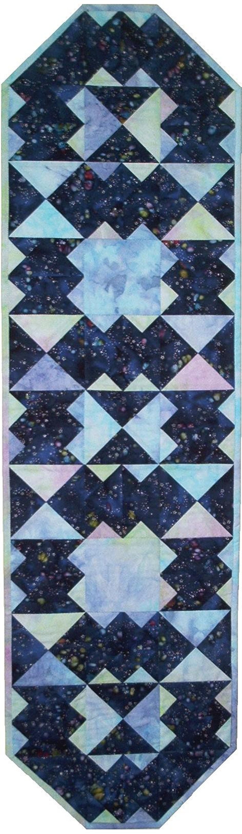 Gems & Jewels Table Runner Pattern FFQ007 - Etsy