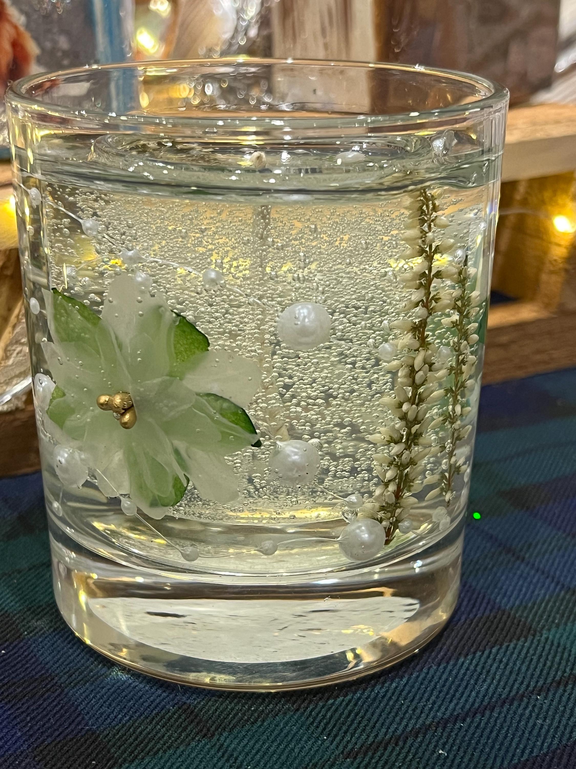 Gel Wax Candle With Real Highland Heather and Artificial Flowers ...