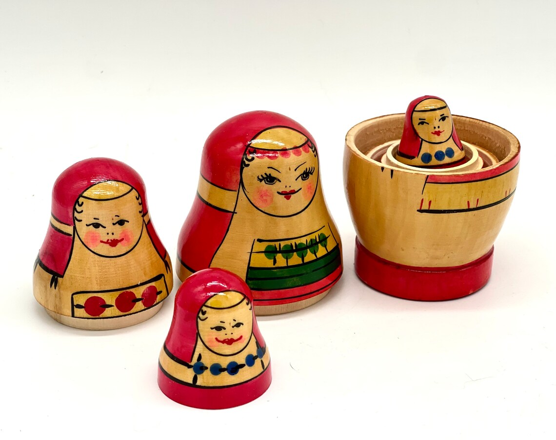 Soviet Vintage Primitive Nesting Dolls Classic Yellow W/red 5 Pcs ...