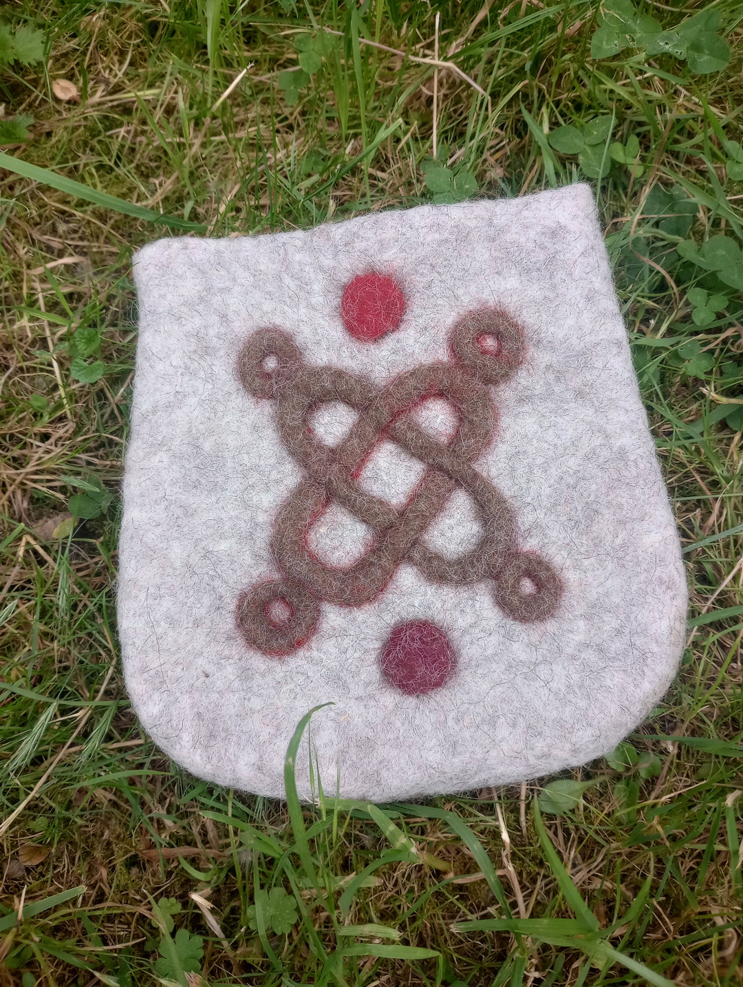 Early Medieval Felt Pouch - Frühmittelalterlicher Filz - Relief Stitch ...