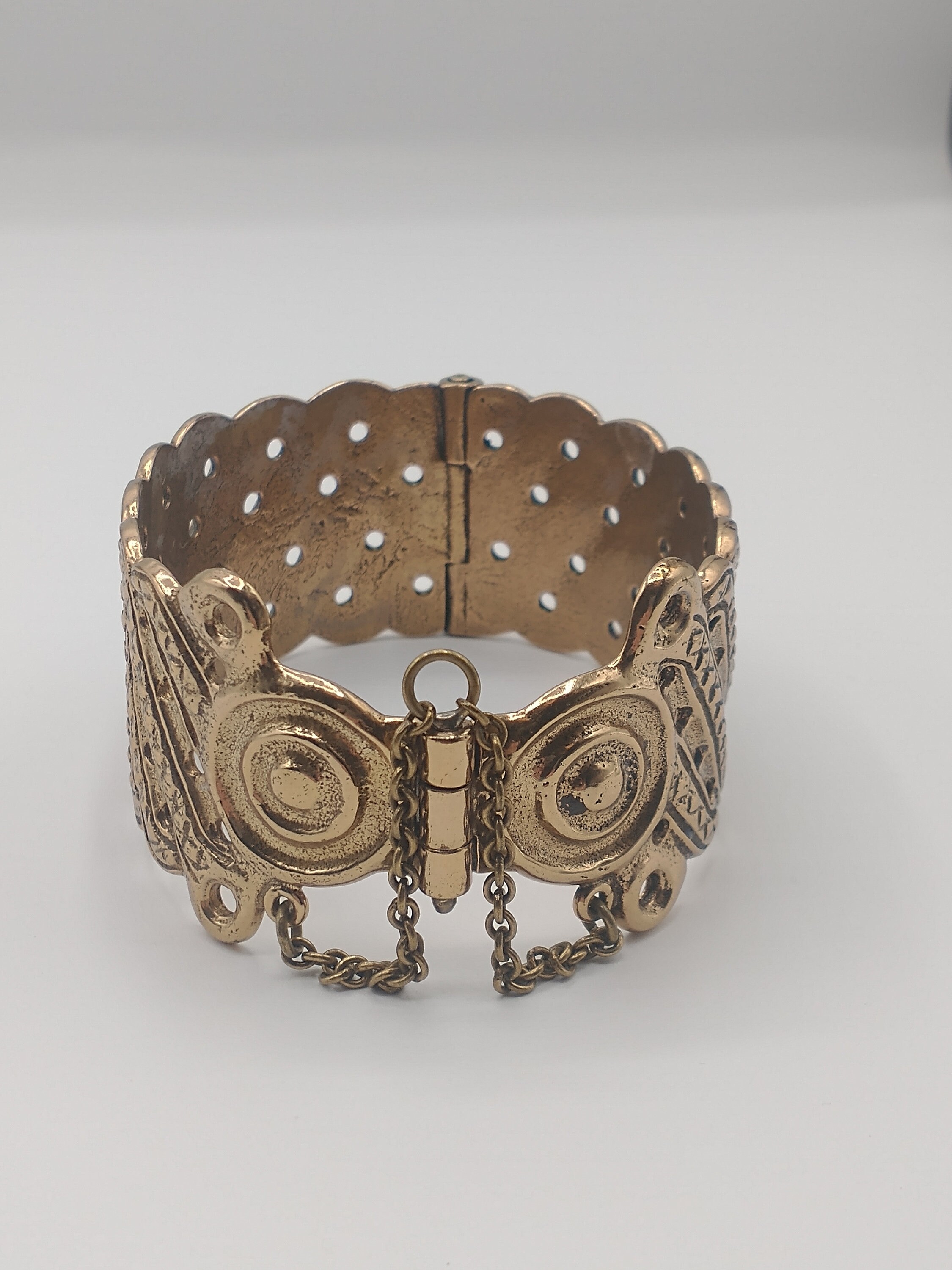 Kalevala Koru, Helsinki , Finland, Bronze Hatamala Bangle by Germund ...