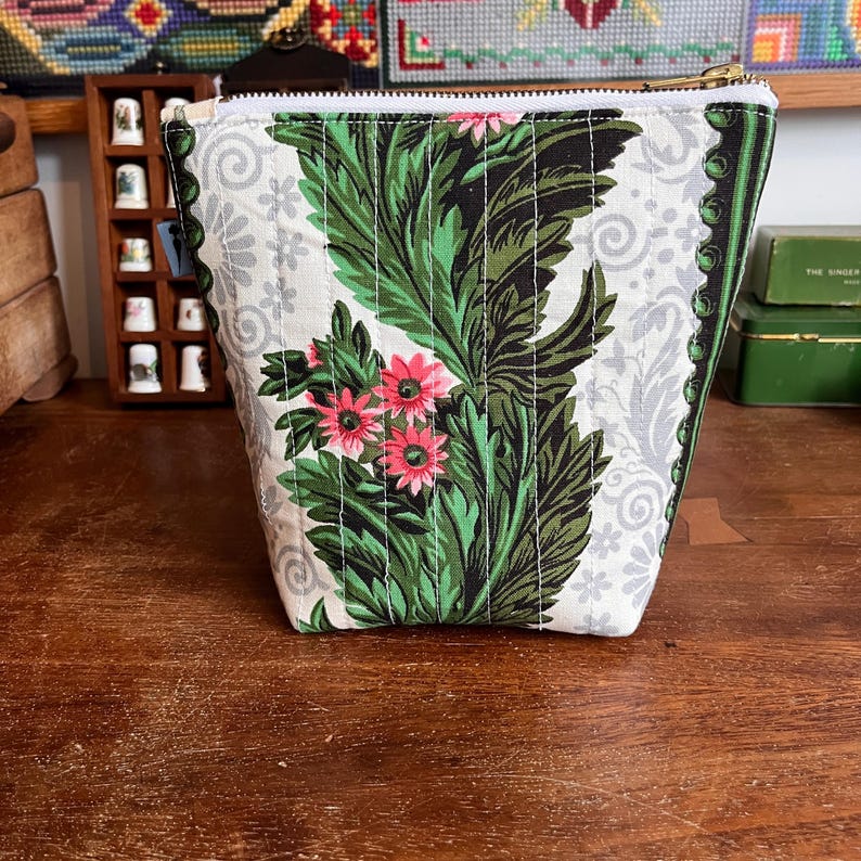 Medium Pouch, Made From Vintage Fabric Samples - Etsy