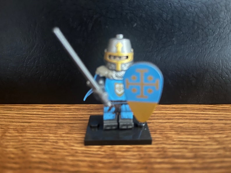 Medieval Crusader Knight Mini Figures - Etsy