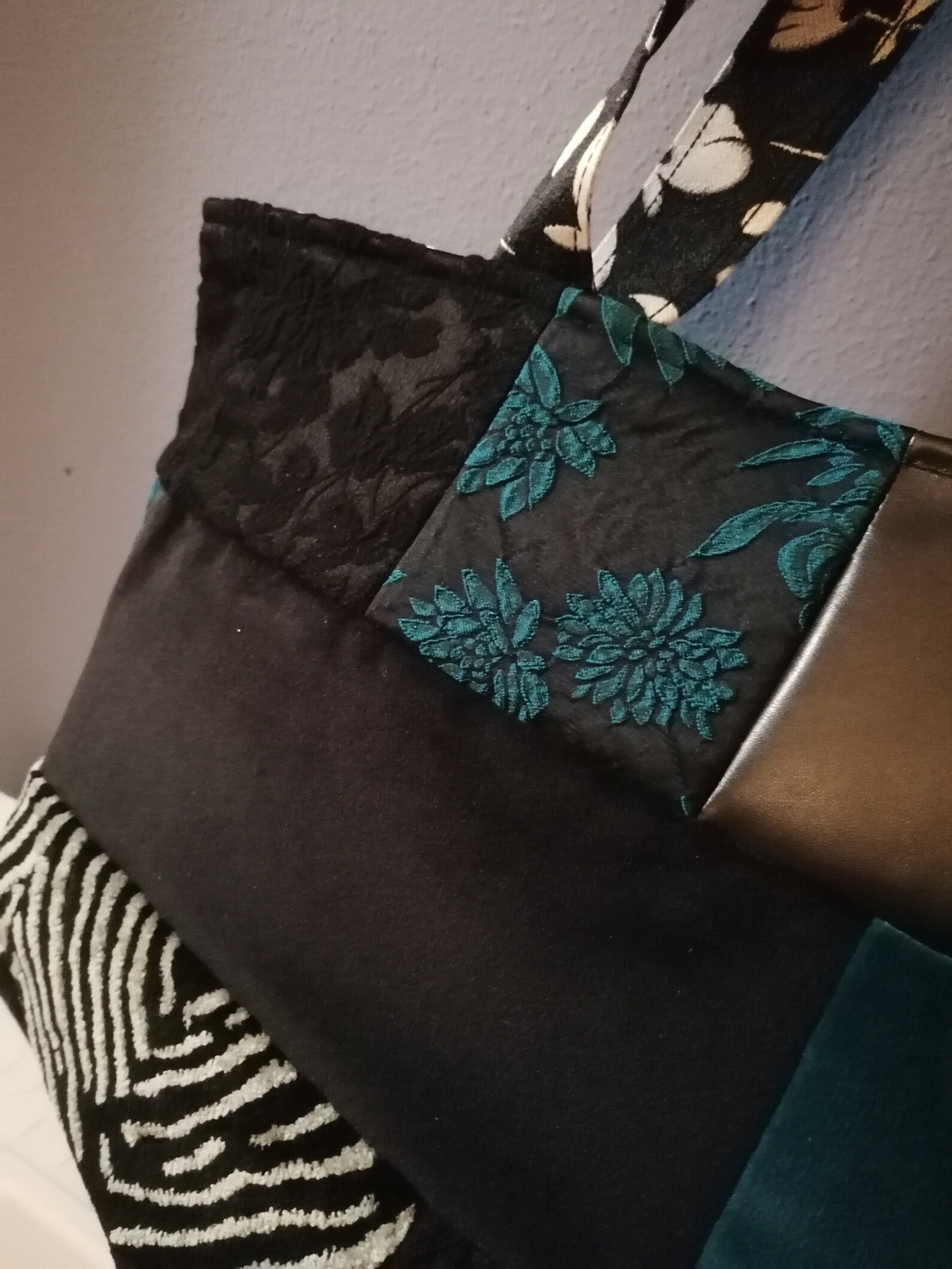 Handmade Patchwork Bag in Fabrics and Leather, Unique and Refined With ...