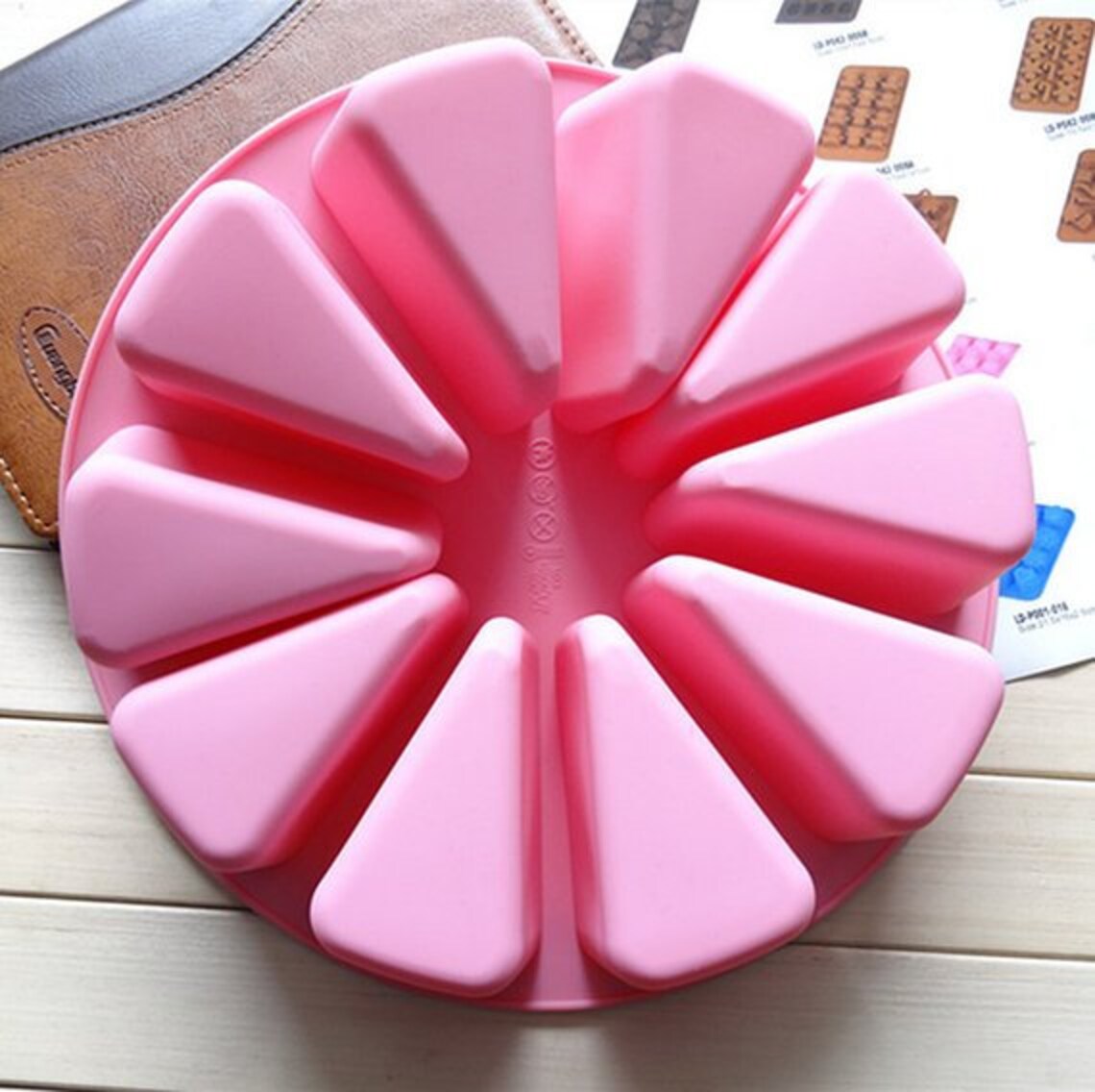 Triangle Round Cake Mold Soap Molds Flexible Silicone Mould Candle ...