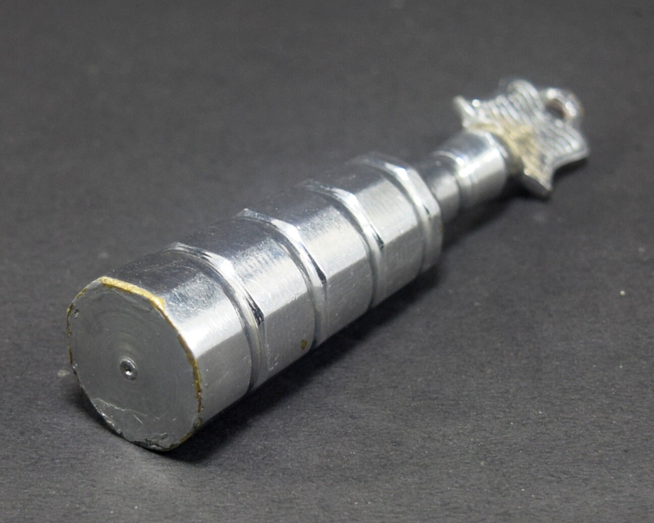 Vintage Coleccionable de latón hecho delineador de ojos en polvo caja ...