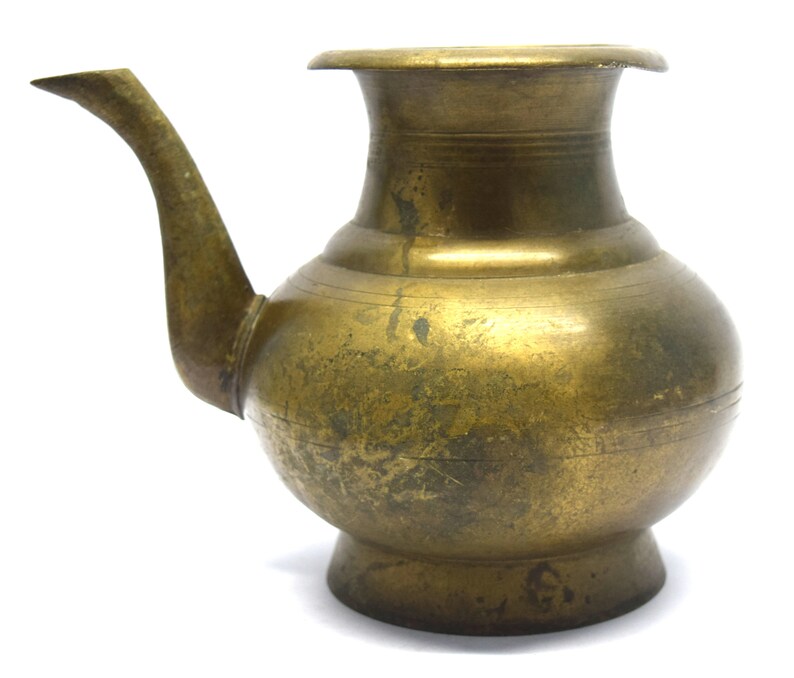 Indian Old Antique Heavy Brass Kitchen Water Pot With Spout Home Décor ...