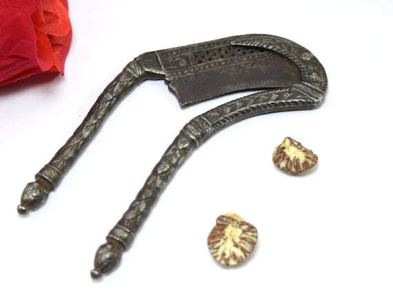 Indian Antique Betel Seed Cutter Areca Nut Cutter Unique - Etsy