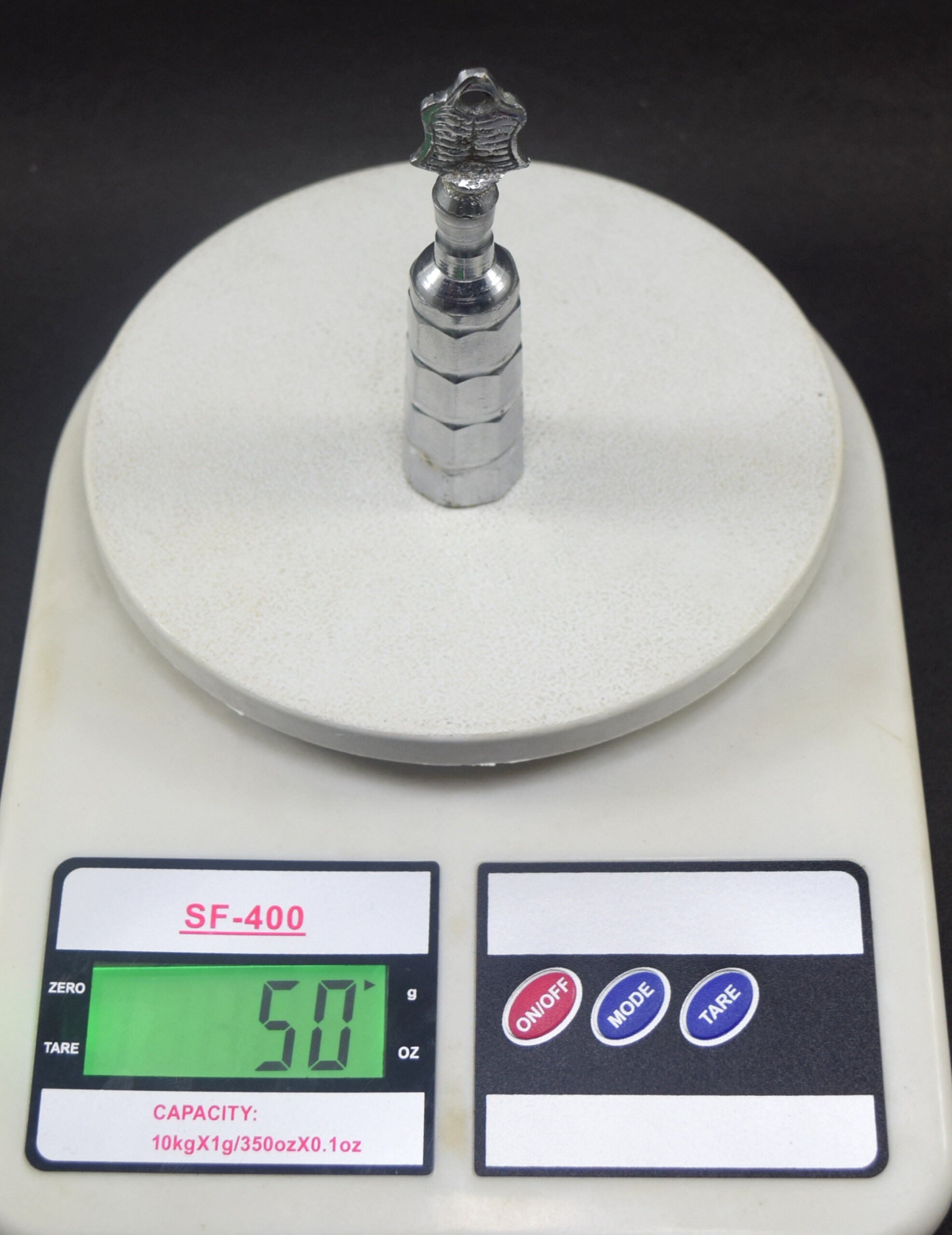 Vintage Coleccionable de latón hecho delineador de ojos en polvo caja ...