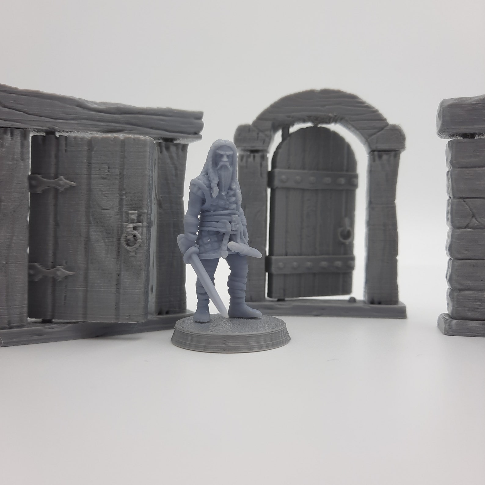 5 Hinged Doors, Figurine Miniature gray/unpainted, RPG, Roleplaying ...