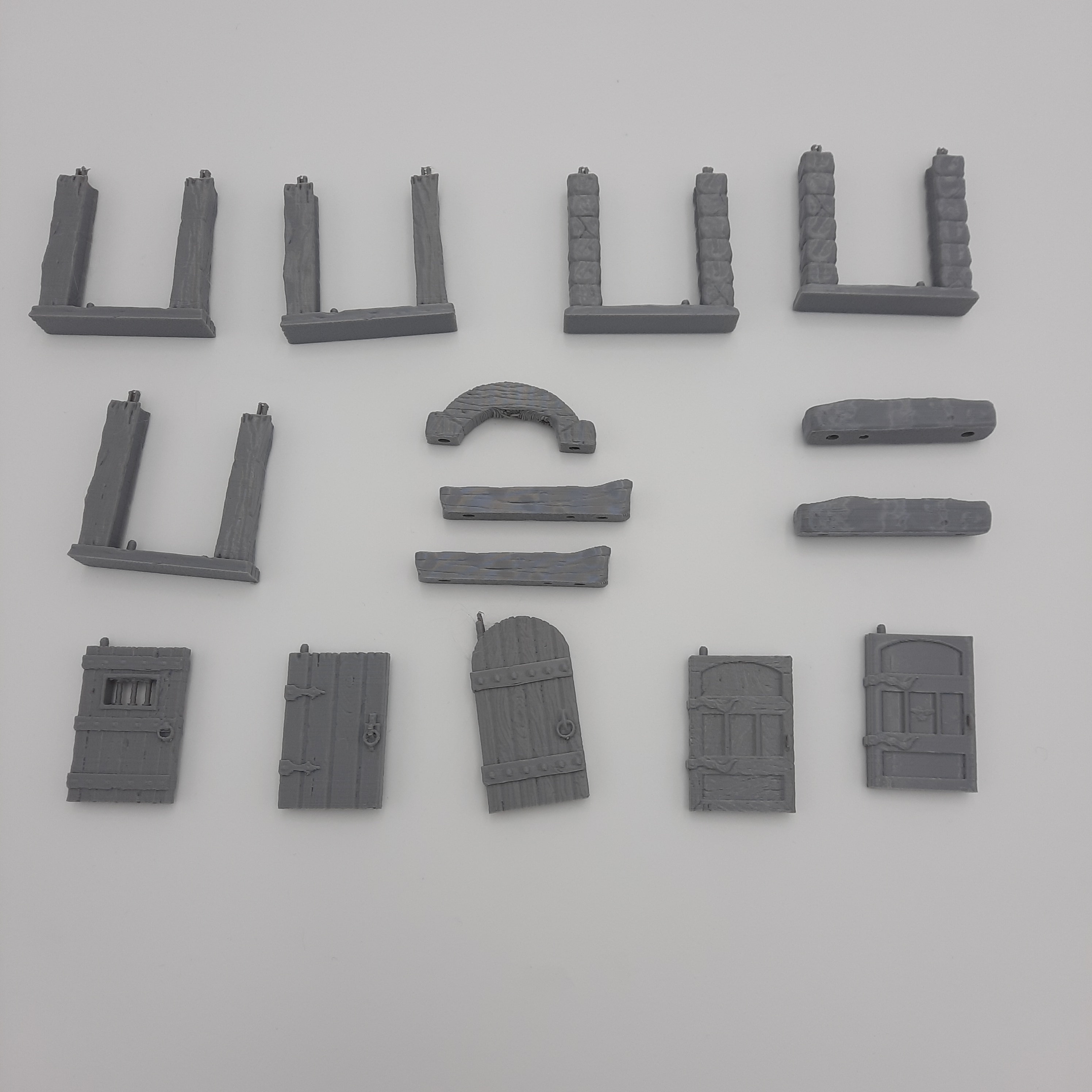 5 Hinged Doors, Figurine Miniature gray/unpainted, RPG, Roleplaying ...