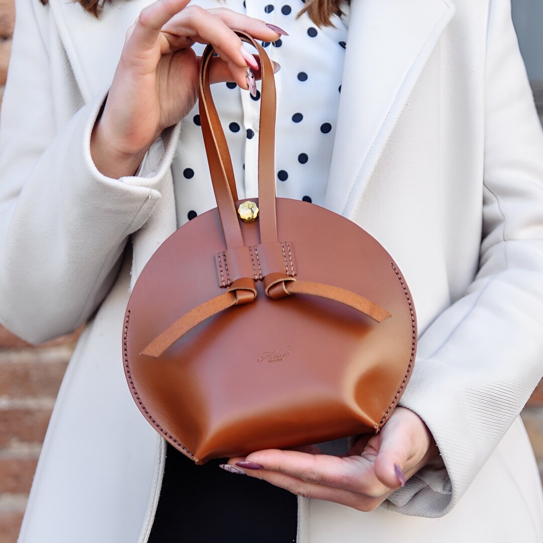 Unique Circle Clutch Bag, Evening Handbag, Round Leather Bag, Evening ...