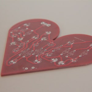 Flashing LED Heart Kit for Anyone Interested in Electronics, Science ...