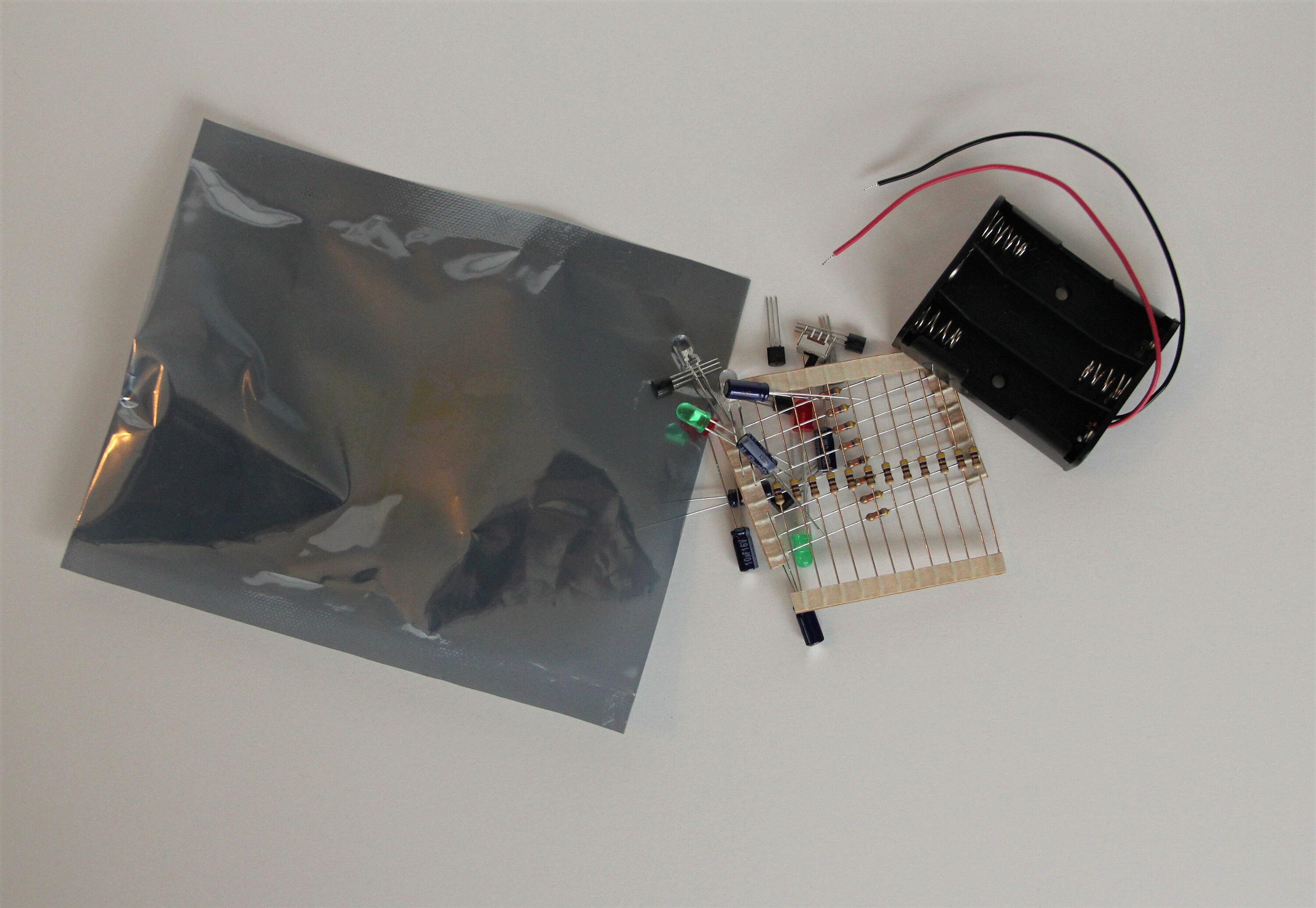 Flashing LED Heart Kit for Anyone Interested in Electronics, Science ...