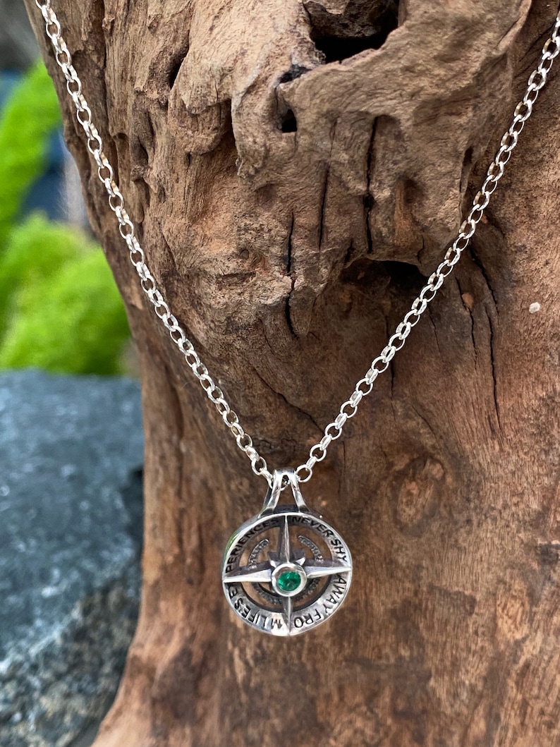Women's 925 Silver & Emerald Compass Pendant With 925 Silver Chain ...