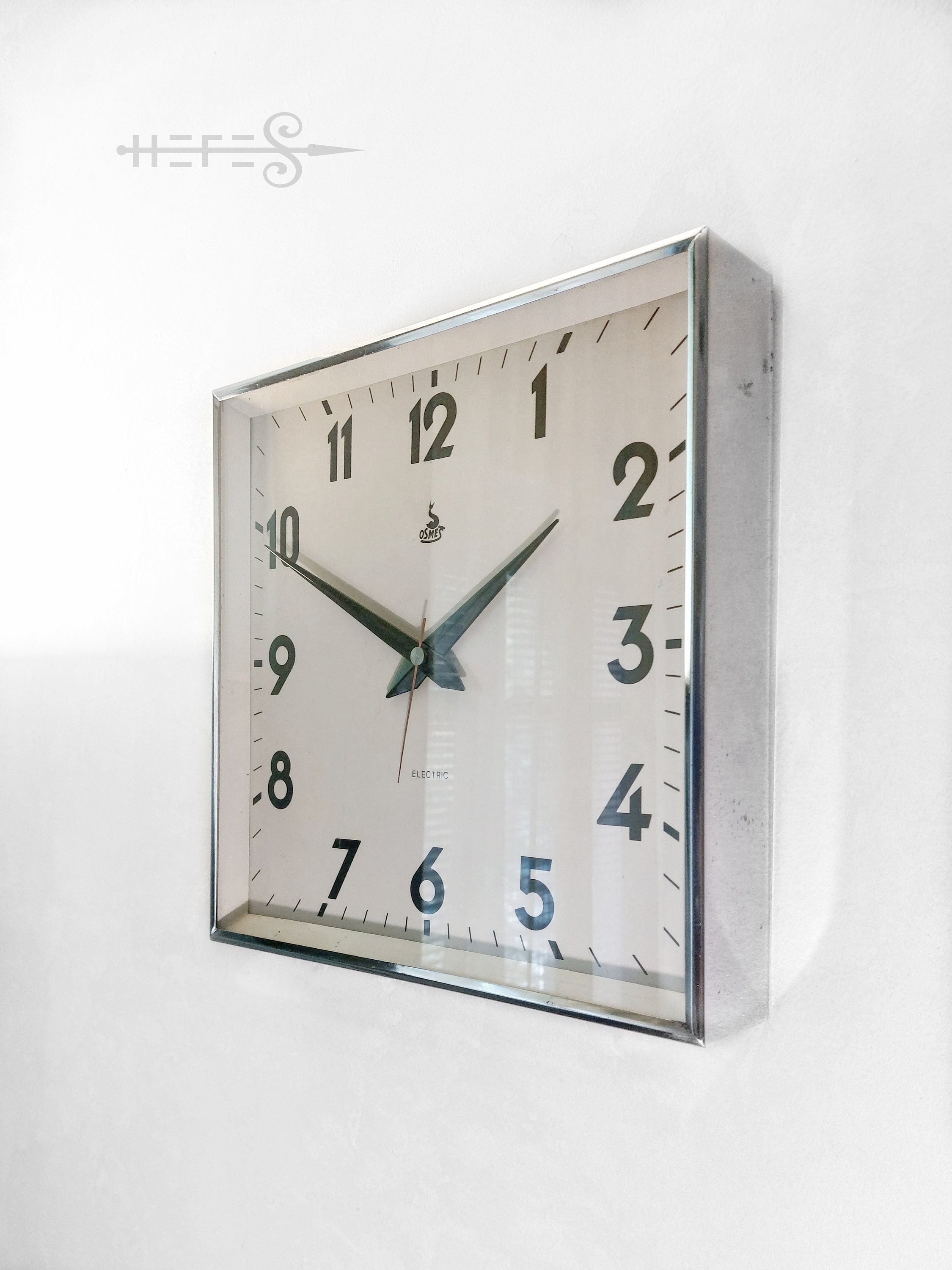 Osmes Electric Wall Clock Large Chrome Square Office Style Art Deco ...
