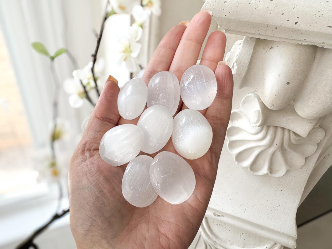 Selenite Tumbled Stones for Cleansing, Energy Healing, Chakra Balancing ...
