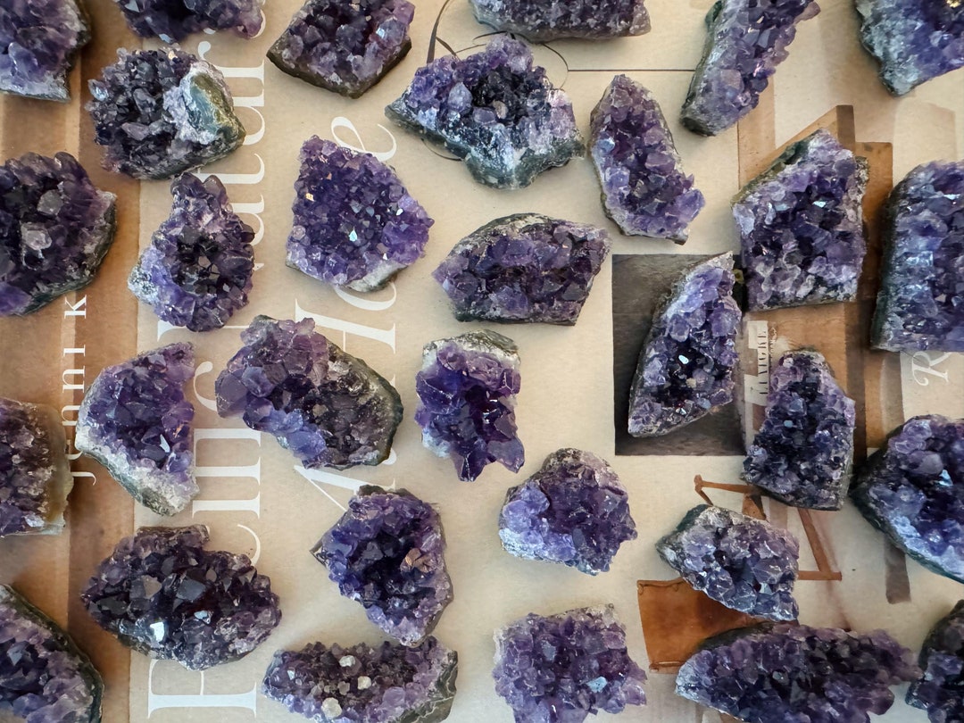 Amethyst Crystal Clusters: Raw Geodes for Reiki Healing (8-12 Pieces ...