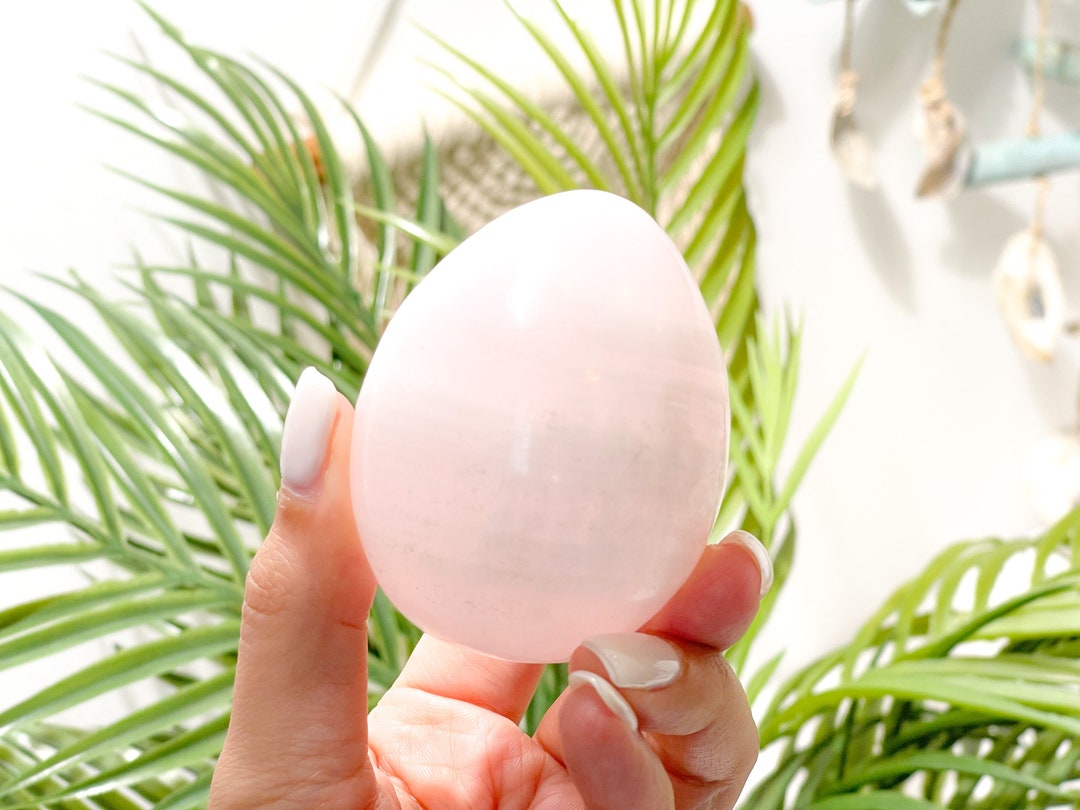 Uv-reactive Mangano Calcite Crystal Egg: Egg-cellent Addition to Your ...