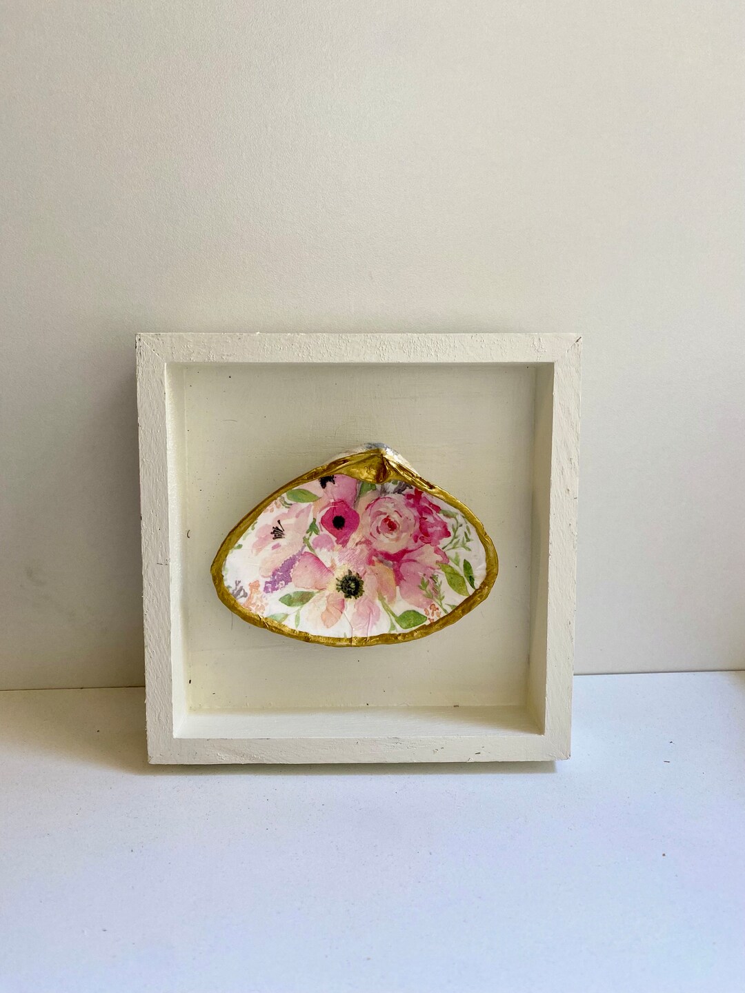 Clam Shell 4x4 Shadow Box Wall Hanging | Wall Decor | Coastal Design ...