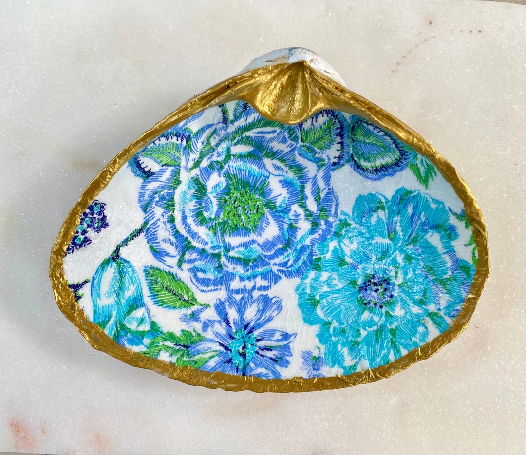 Clam Shell Decor- Handmade Trinket Dish, Bridesmaid Gifts, Ring Dish ...