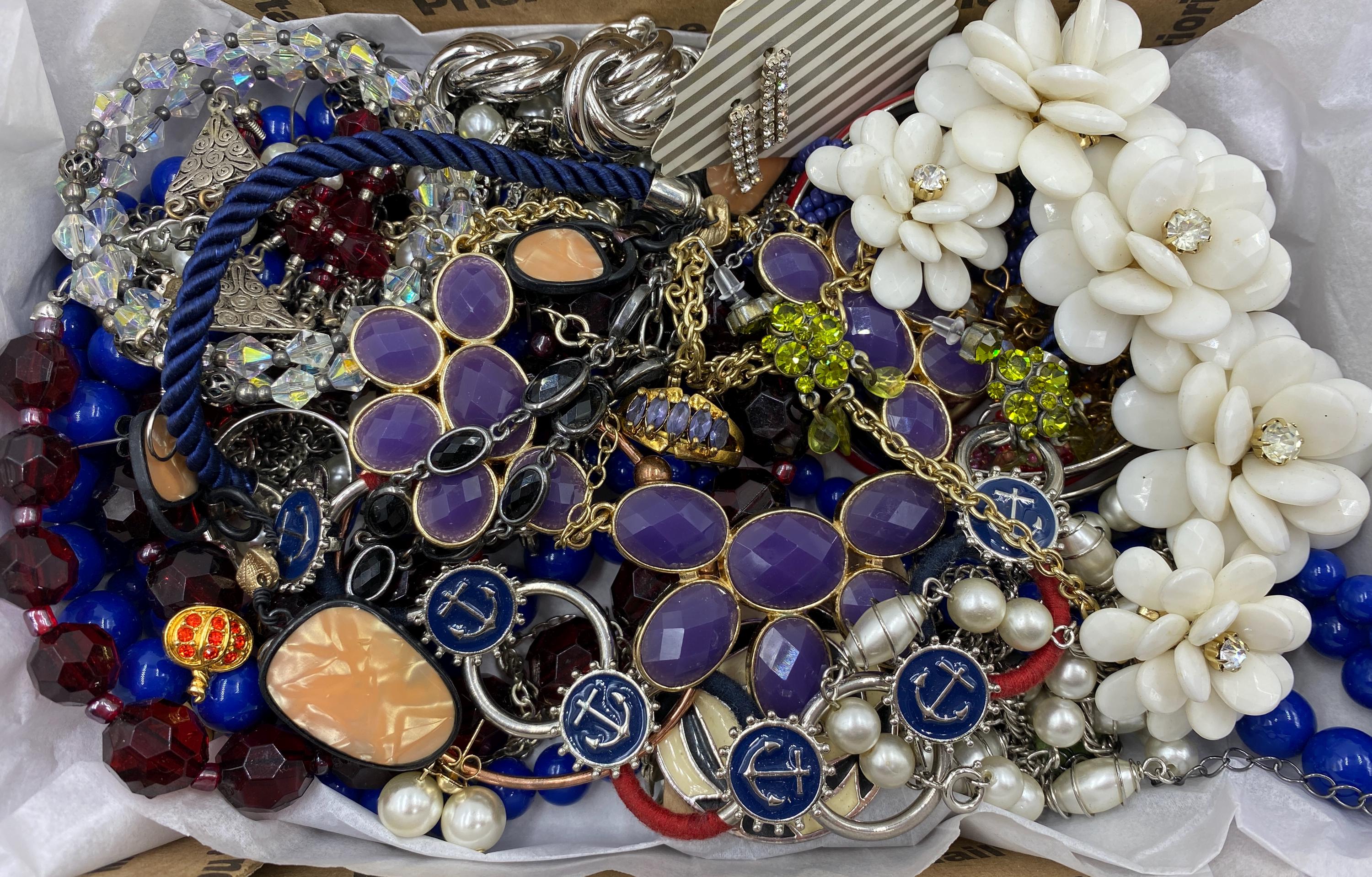 Lucia lei etsy store