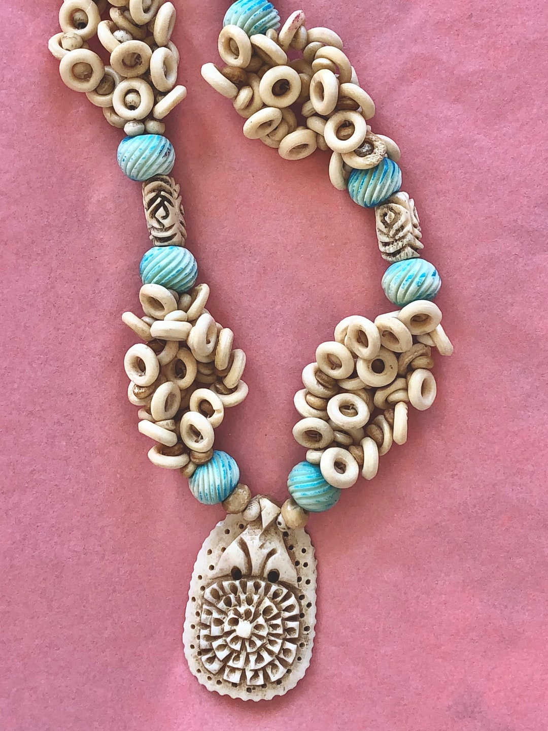 Vintage 1970s Hand-carved Sea Shell Necklace - Etsy