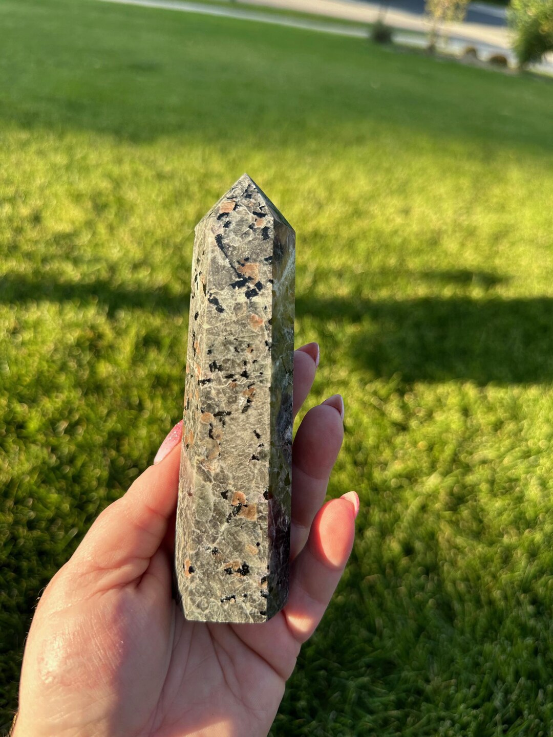 Yooperlite Tower 5.5 Inches Tall, 10 Oz UV Reactive Stone of Clarity ...