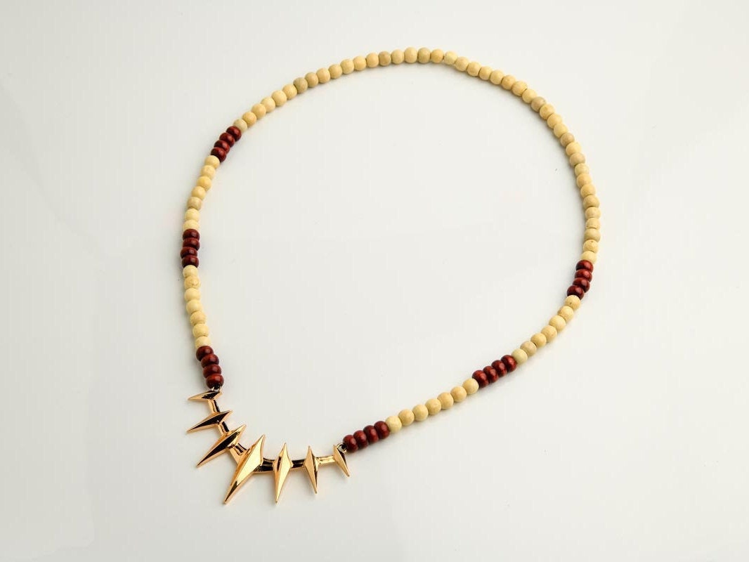 WAKANDA CREST beaded necklace. | Etsy