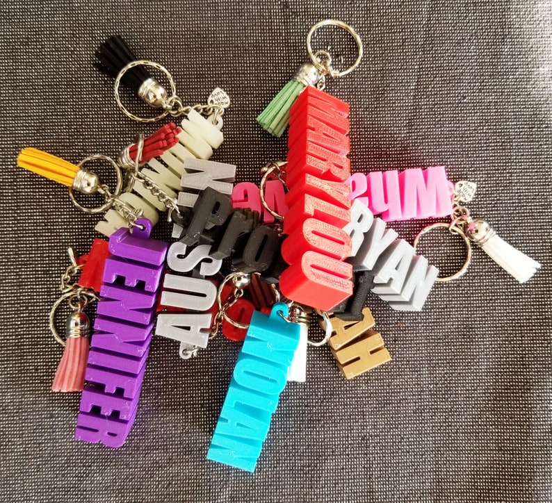 Personalized Name Keychain / Personalized Gift for Mom / - Etsy