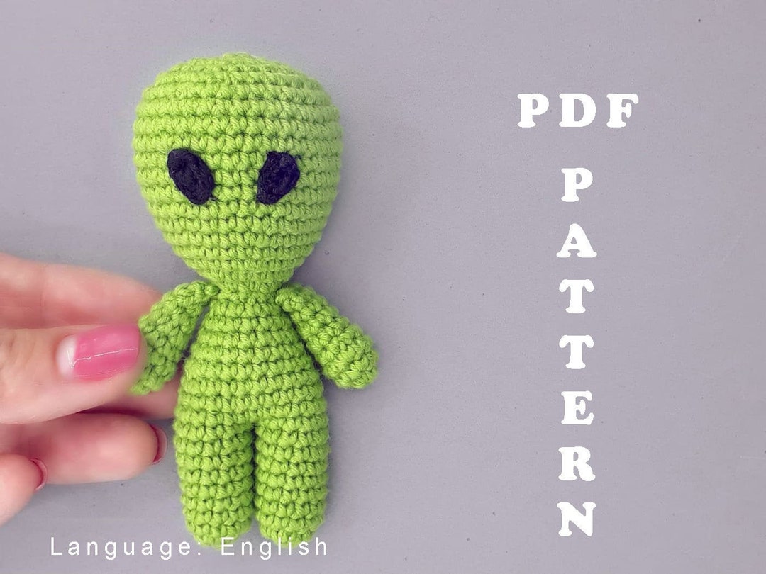 Crochet Alien Amigurumi Pdf Pattern for Beginner Little Green Man - Etsy