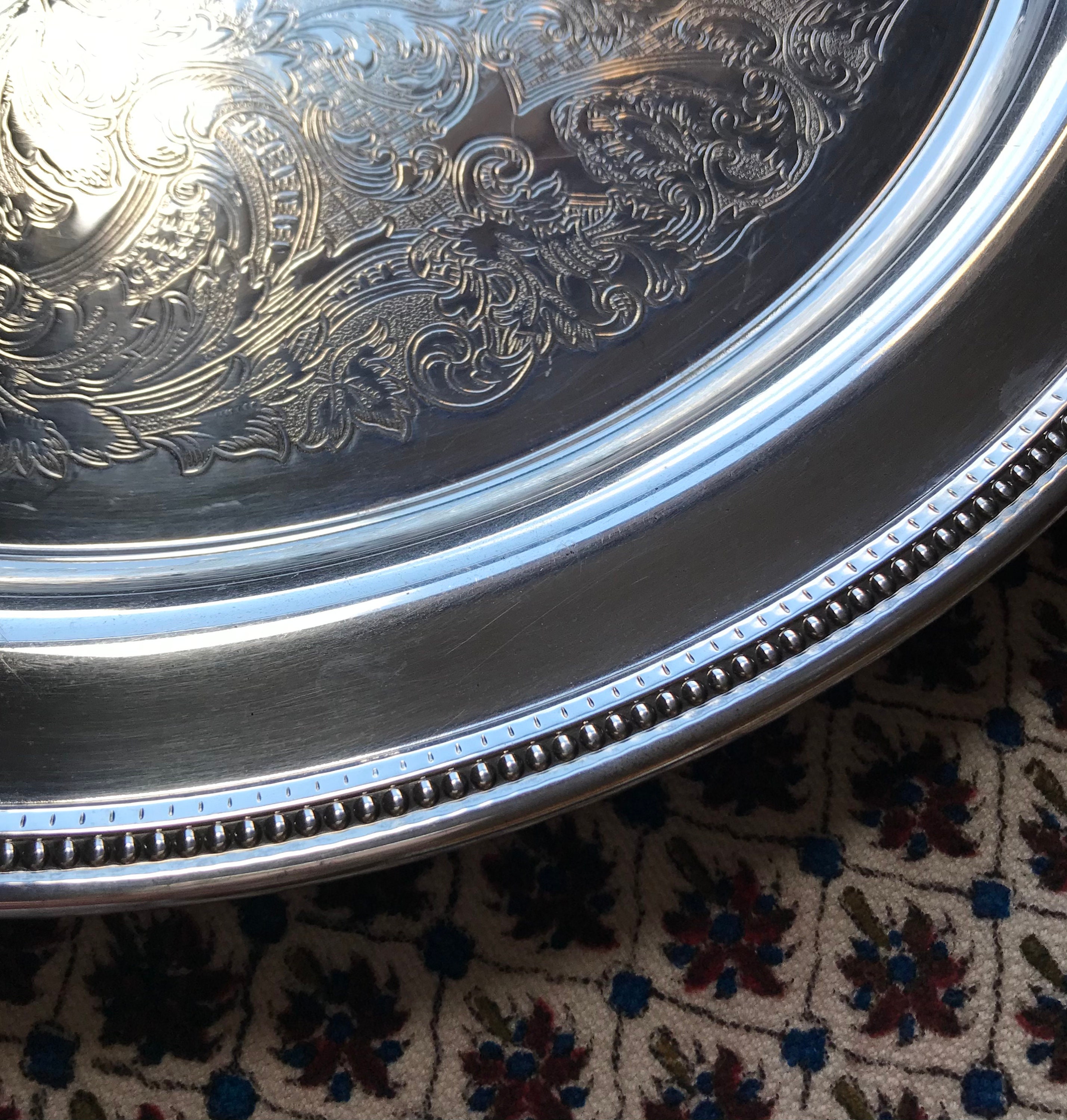 Vintage Oneida Ltd 12.5 Silverplate Round Tray - Etsy.de