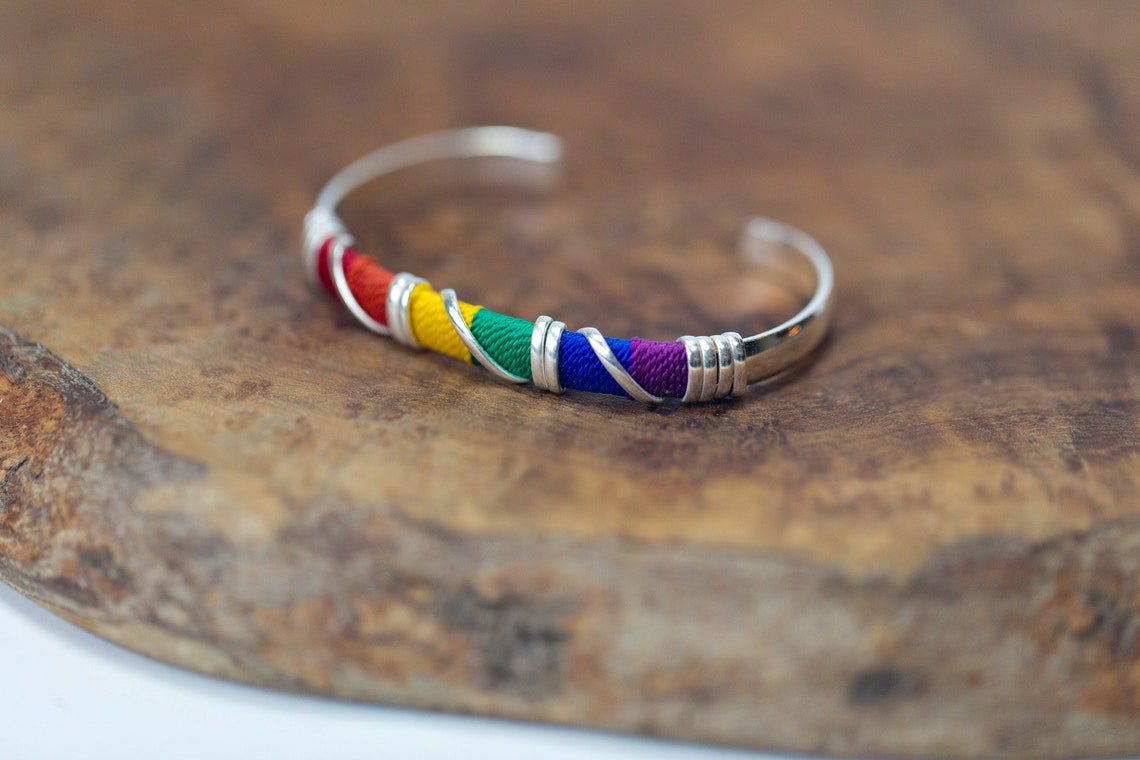 Rainbow Thread Bracelets Pride LGBTQ Bracelet - Etsy