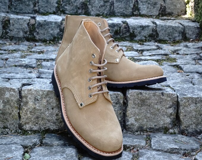 Thorogood 1892 Moc Toe Horsehide CXL Janesville Brown Work Boots Size ...
