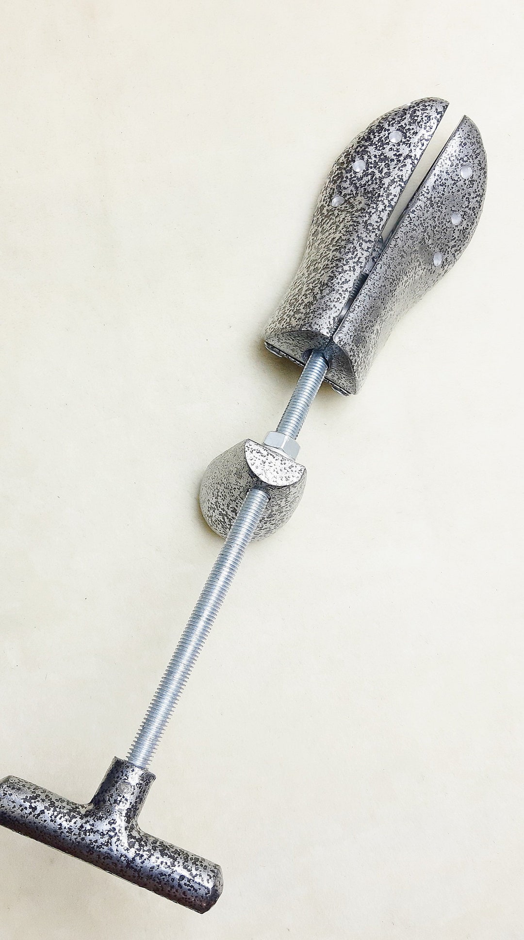Two-way Metal Mens Shoe Stretcher, Cobbler Tool (US 7.5-12) - Etsy