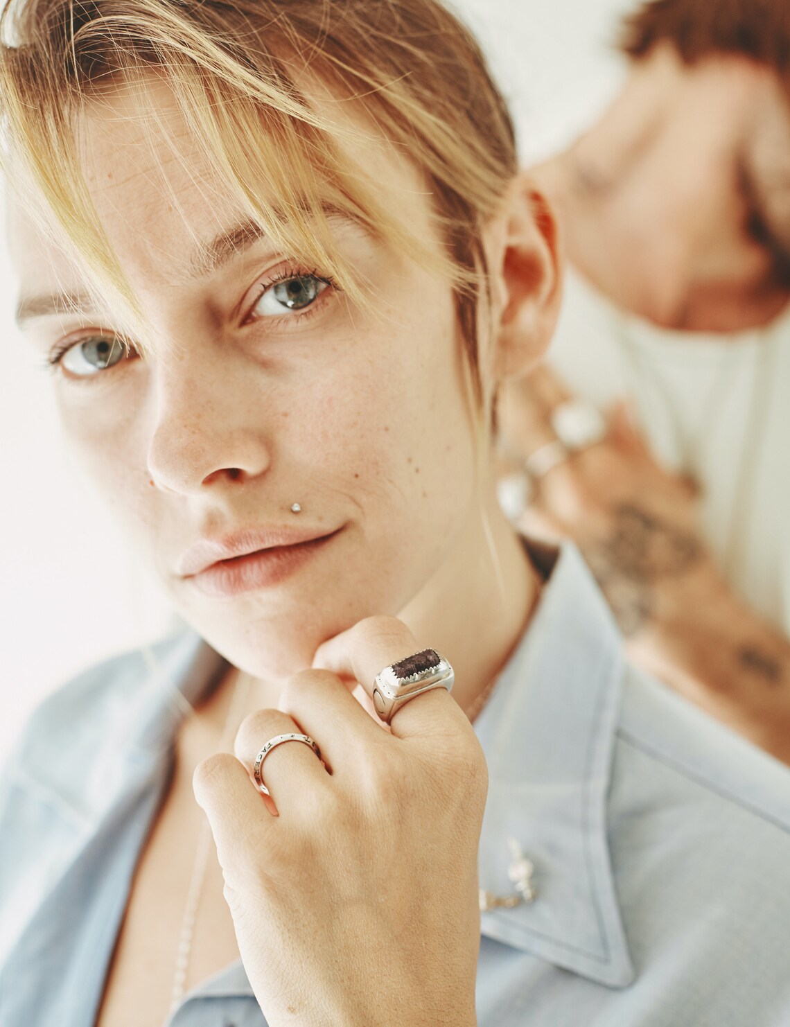 Latin Posie Ring Latin Quote she Flies With Her Own Wings. to - Etsy