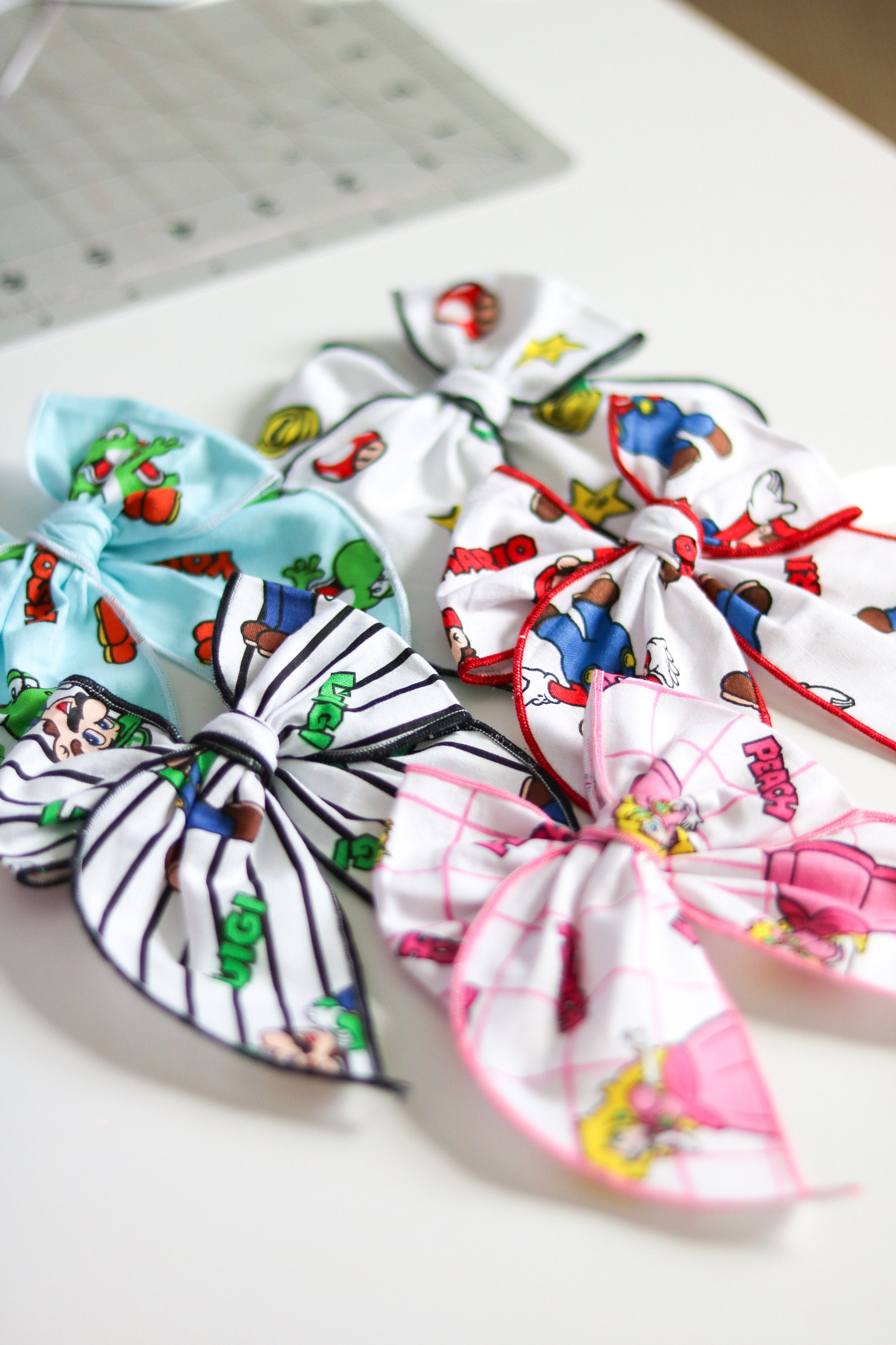 5 Super Mario Hair Bows / Princess Peach / Luigi / Mario / Hair Clips ...