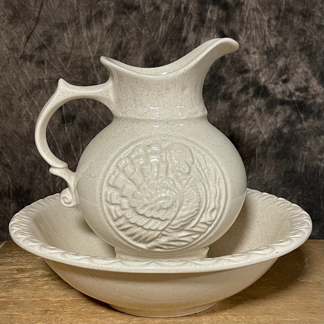 Vintage Mccoy Ivory Pitcher and Bowl Set With Turkey 7516 USA, Turkey ...