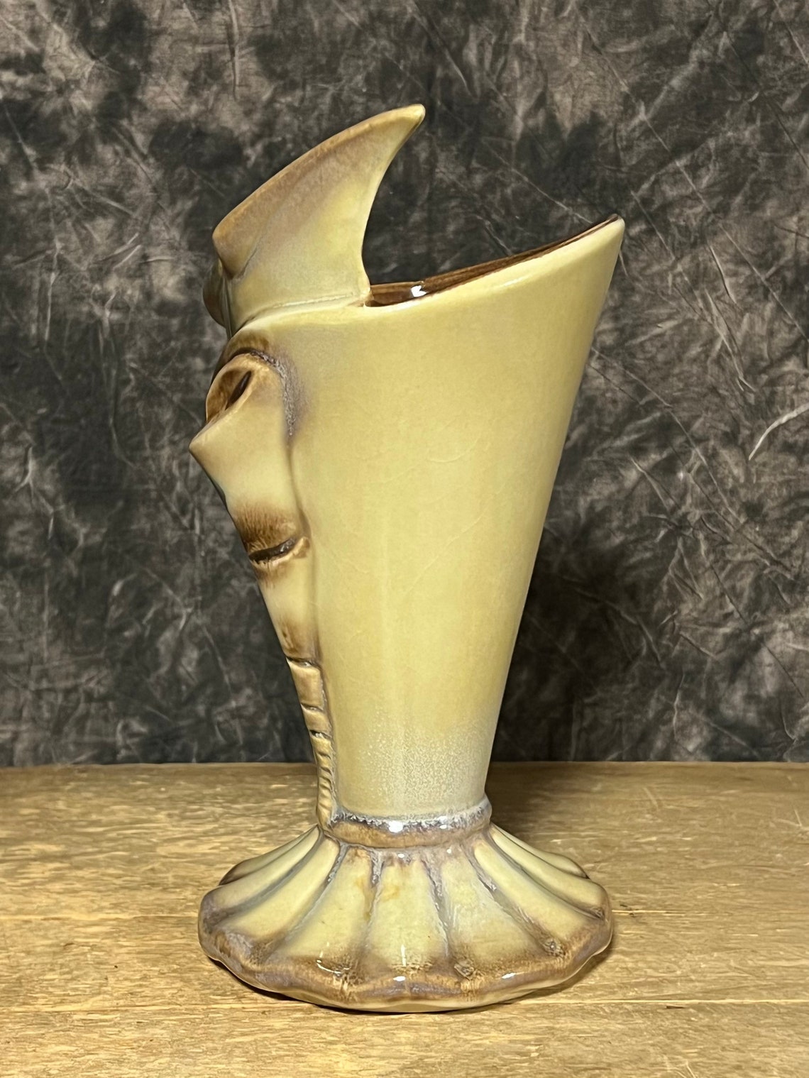 Vintage Hull Parchment and Pine Vase S-4 USA, Brown and Green Hull Vase ...