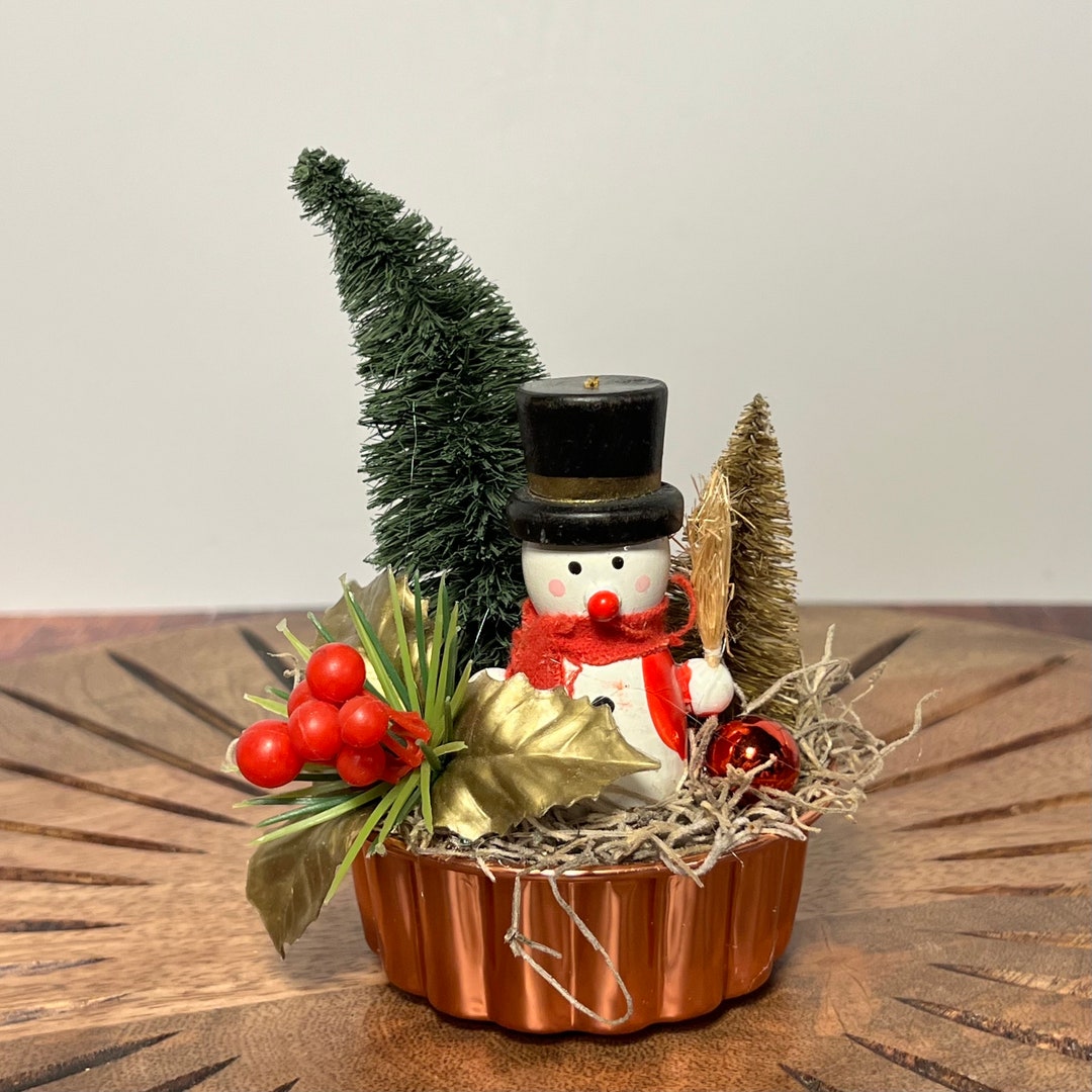 Vintage Santa Claus in Vintage Copper Mold, Vintage Inspired, Sisal ...